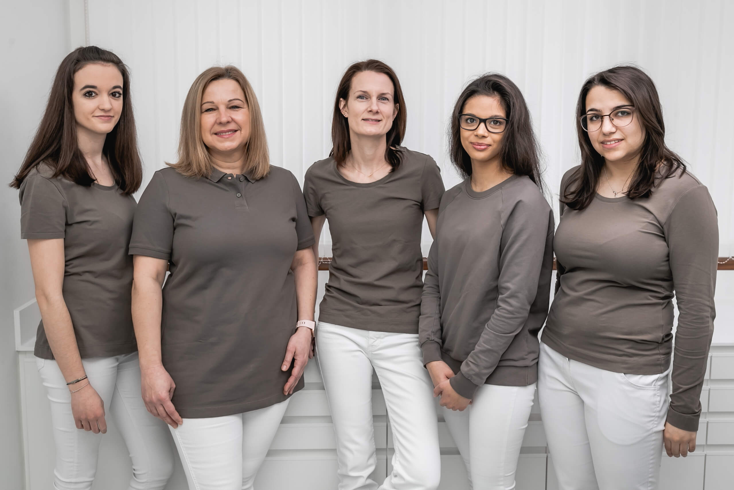 Über Uns - Zahnärztin Kirchschlag